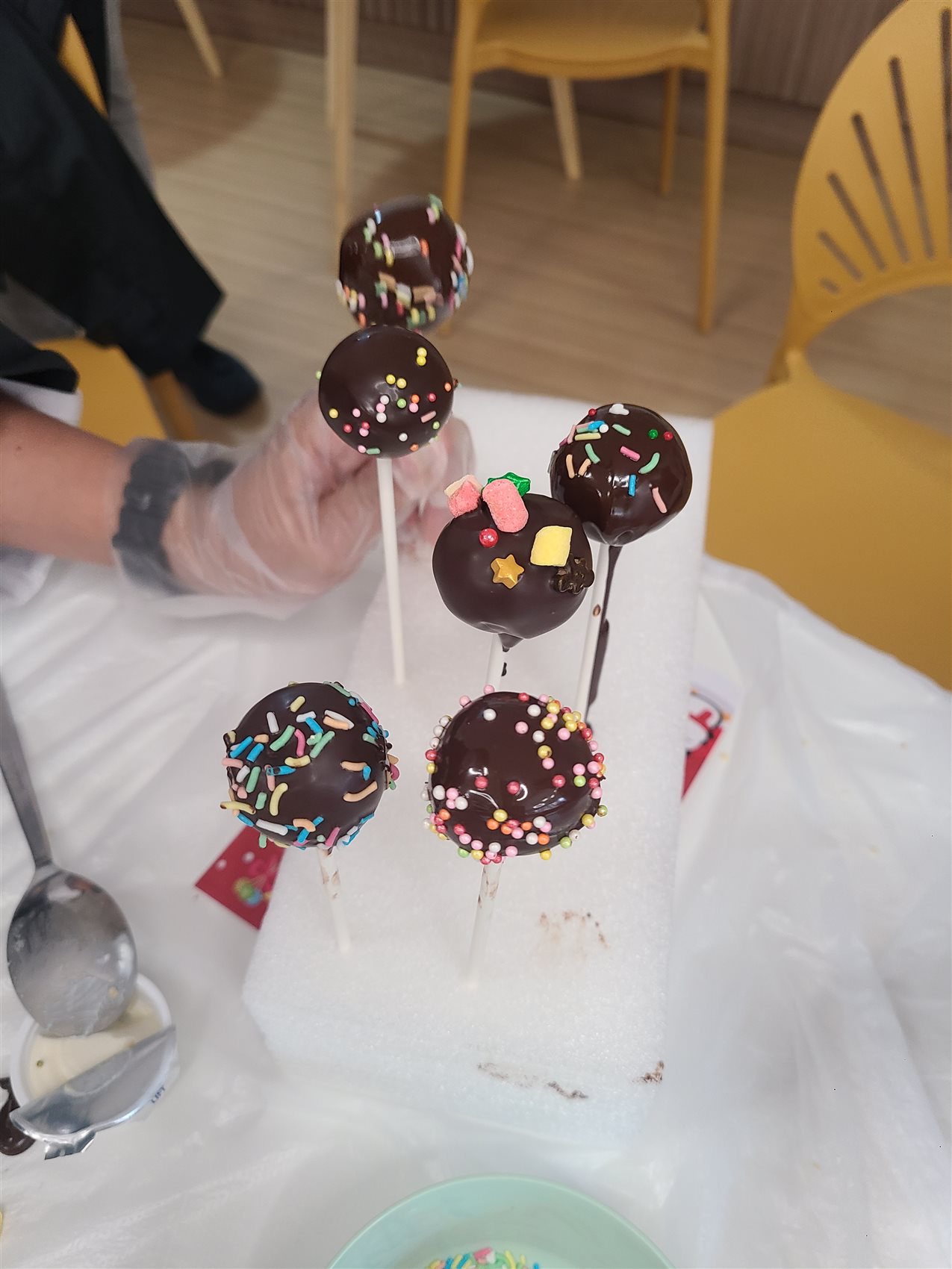 Cake Pop Decorating Workshop